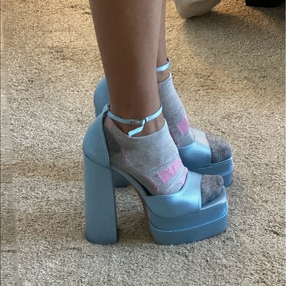 PrettyLittleThing | Shoes | Blue Platform Block Heels | Poshmark